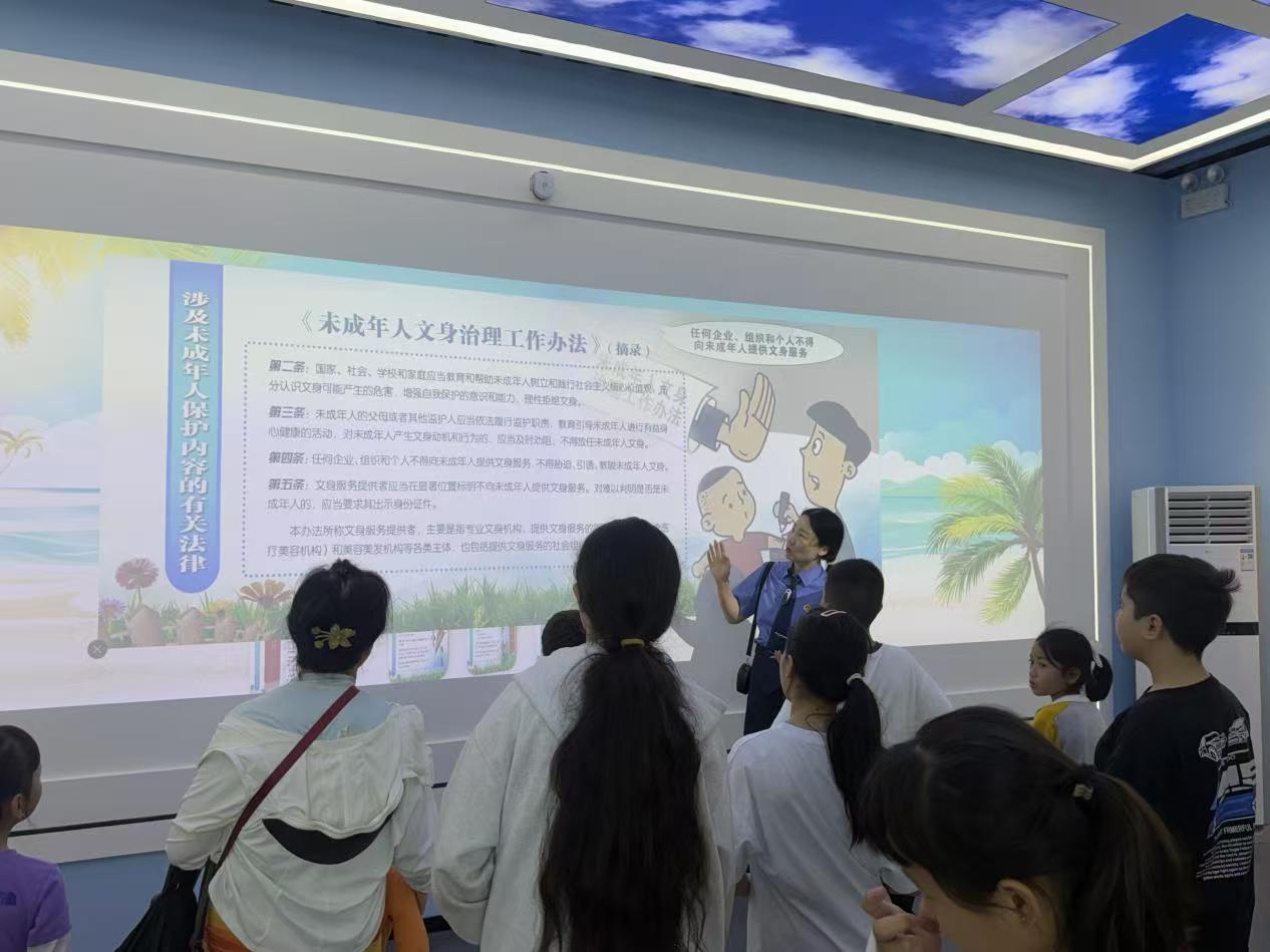 三亚“社区小记者”走进城郊检察院 沉浸式学法争当法治小达人